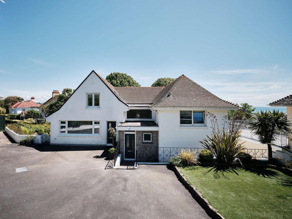 St. Peter, Jersey JE3 4 bed detached house for sale - £1,240,000