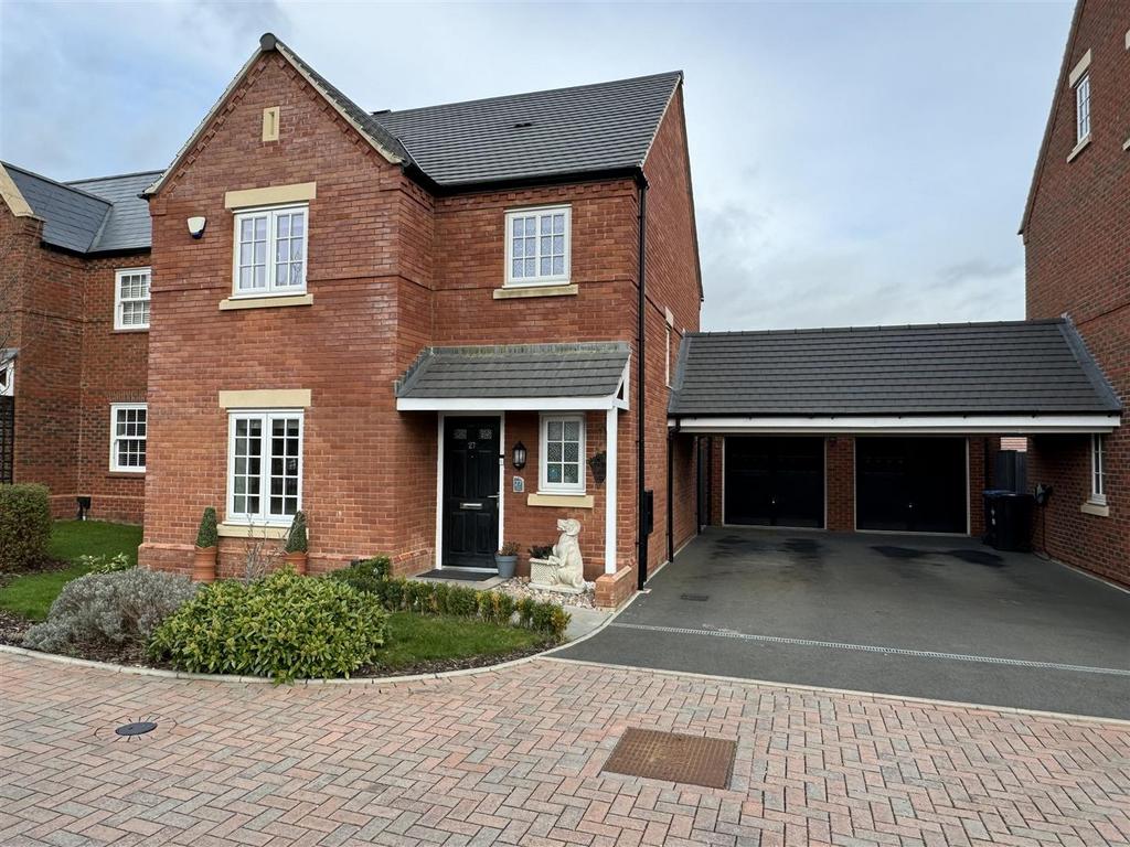 Maine Street, Houlton, Rugby 3 bed detached house for sale - £355,000