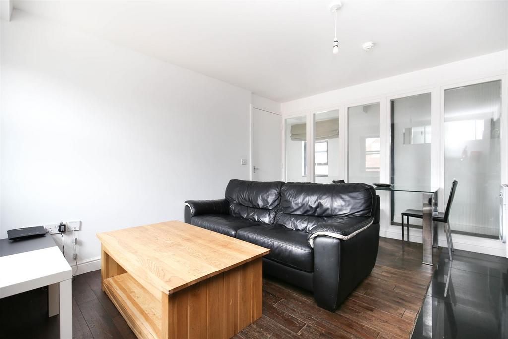 Leazes Arcade, City Centre NE1 2 bed apartment - £997 pcm (£230 pw)
