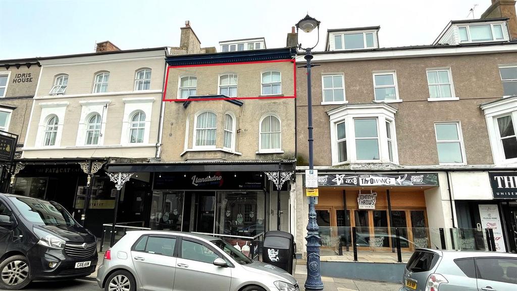 Upper Mostyn Street, Llandudno 1 bed flat - £95,000