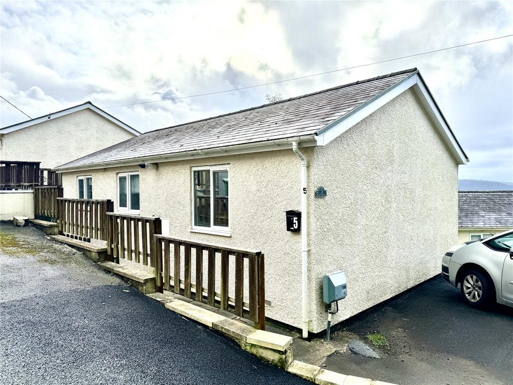 Plas Panteidal, Aberdyfi, Gwynedd, LL35 2 bed detached house for sale ...