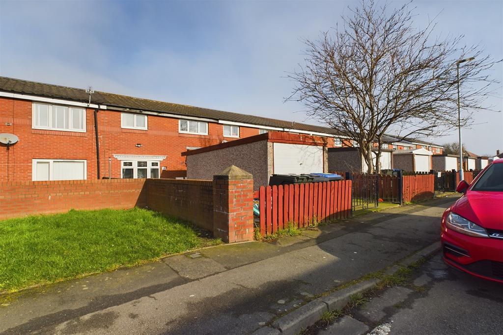 Castlewood, Thorntree, Middlesbrough... 3 bed terraced house for sale ...