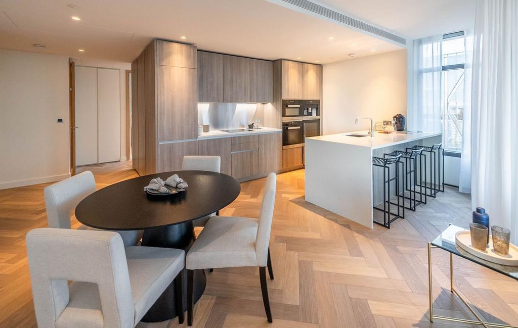 Shoreditch, London EC2A 2 bed apartment for sale - £1,505,000