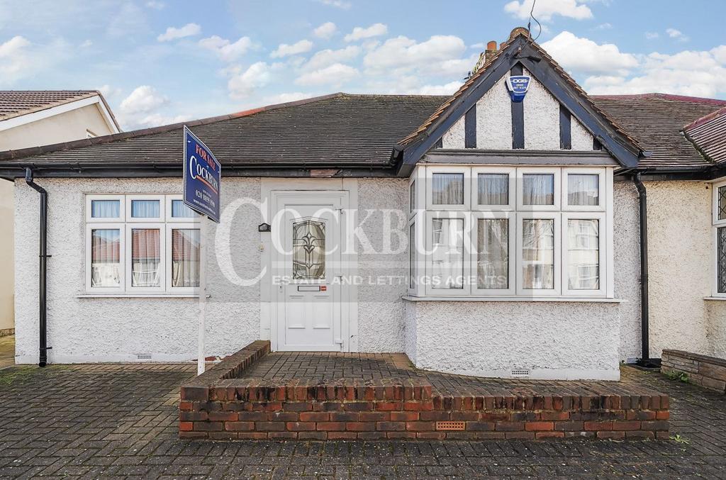 Blanmerle Road, New Eltham, SE9 2 bed semi-detached bungalow - £440,000