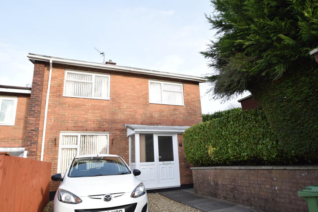 West Bank, Llanfrechfa, Cwmbran... 2 bed end of terrace house - £205,000