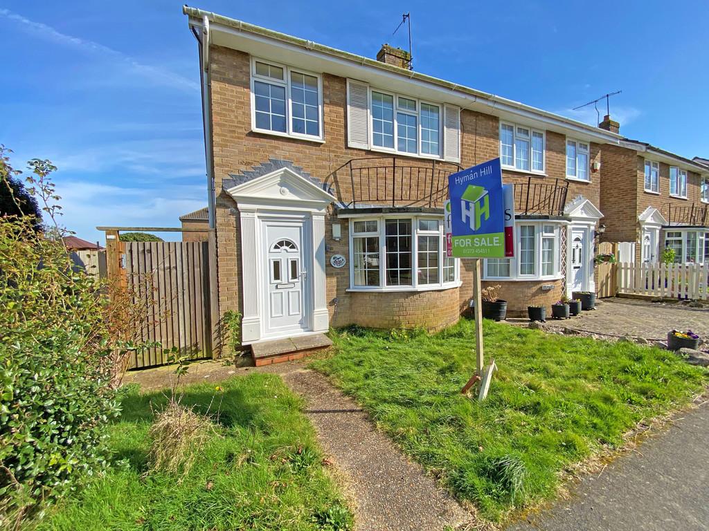 The Martlets, Shoreham-by-Sea BN43 3 bed semi-detached house - £375,000