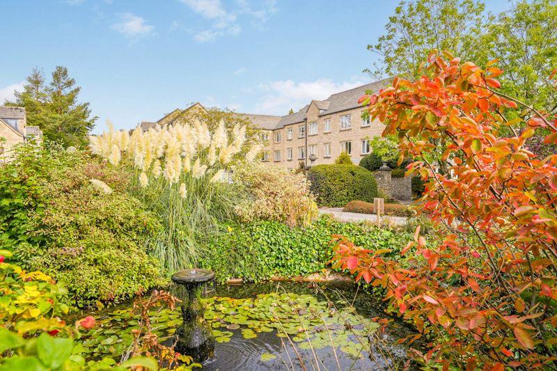 67 St. Marys Mead, Witney OX28 1 bed flat - £120,000