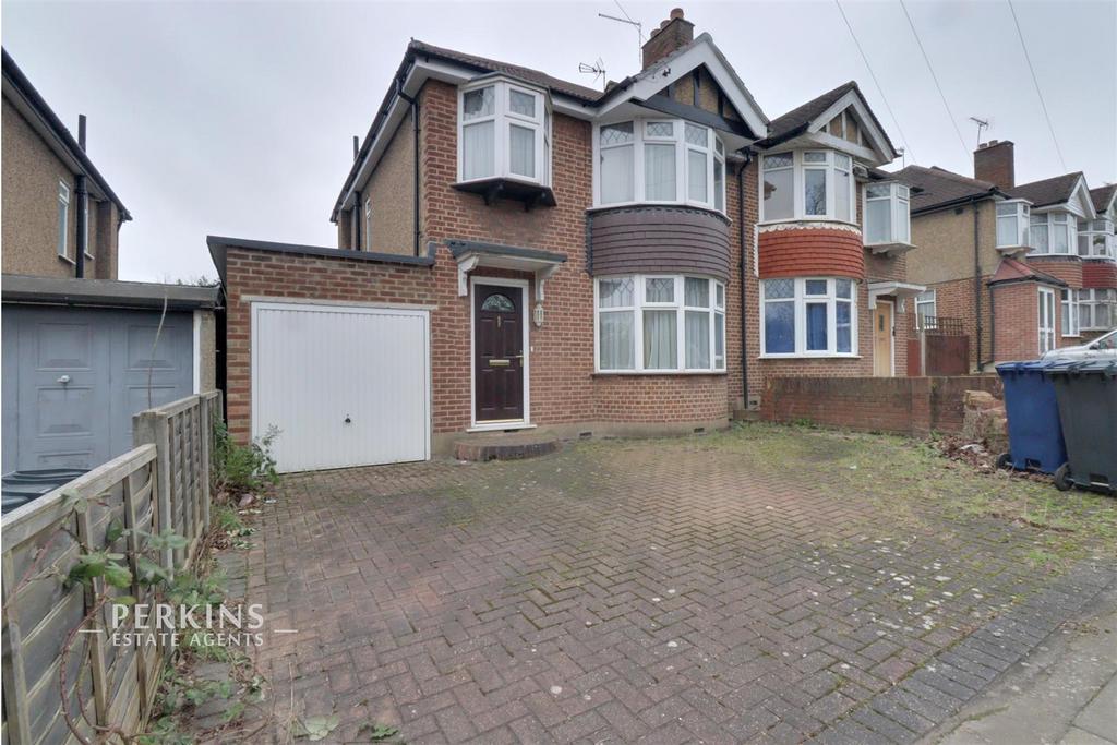 Northolt, UB5 3 bed semi-detached house for sale - £565,000