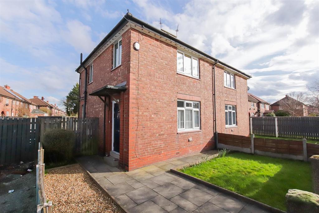 Craven Road, Broadheath 3 bed semi-detached house - £280,000
