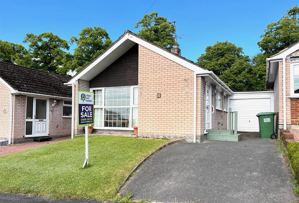 Bridle Walk, Etchinghill, Rugeley 2 bed bungalow for sale - £250,000