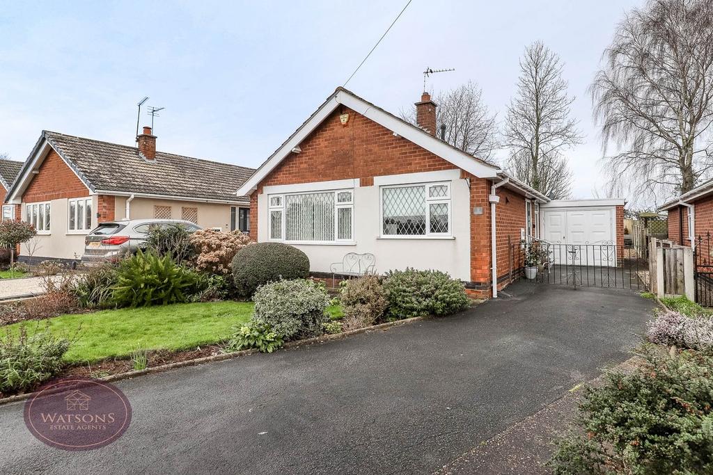 Farnsworth Close, Watnall... 3 bed bungalow - £260,000