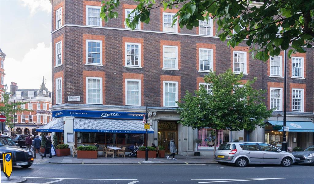 Basildon Court, Marylebone, W1G Studio to rent - £2,102 pcm (£485 pw)