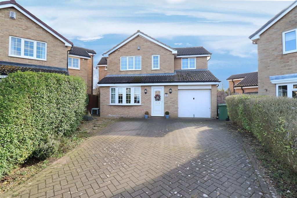 Griffiths Close, Yarm TS15 9TZ 4 bed house - £340,000