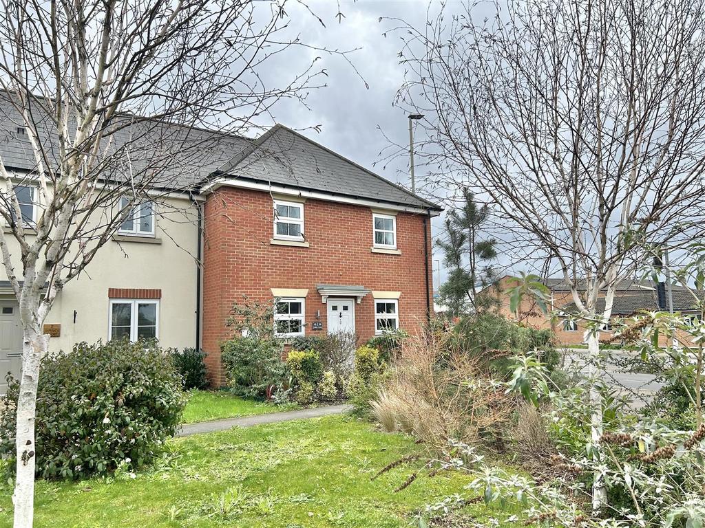 Quayside Way, Gloucester GL2 3 bed end of terrace house - £260,000