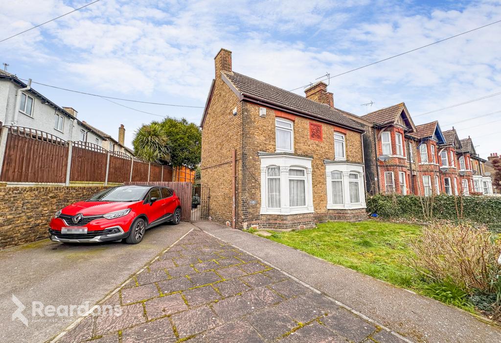 Chalkwell Road Sittingbourne Kent 4 Bed Detached House For Sale £