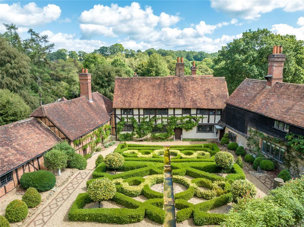 Lodkin Hill, Hascombe, Godalming... 7 bed detached house for sale - £ ...