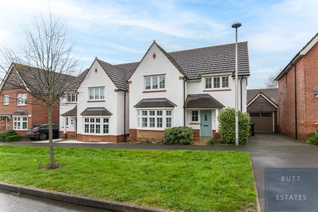 Exeter EX4 4 bed detached house - £500,000