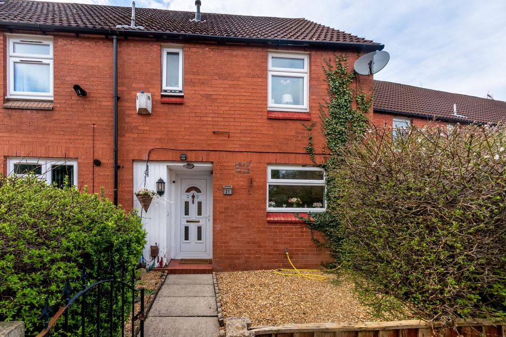 Jervis Close, Fearnhead, WA2 2 bed end of terrace house - £150,000
