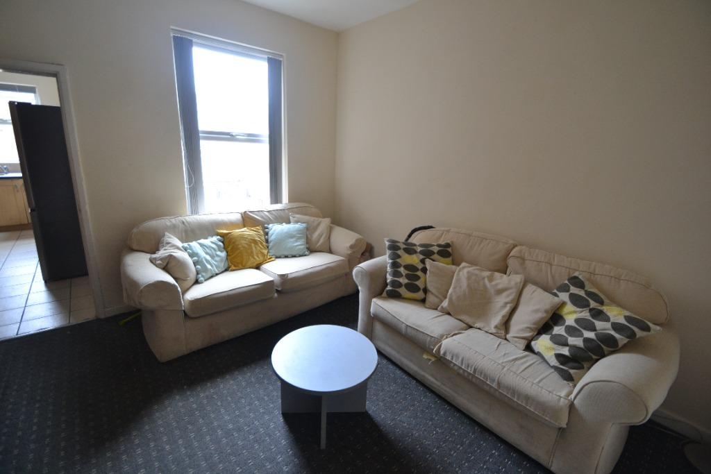 Portland Road, Nottingham NG7 5 bed terraced house to rent - £2,166 pcm ...
