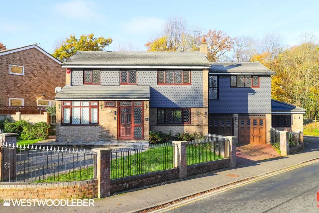 Sheredes Drive, Hoddesdon EN11 5 bed detached house - £4,000 pcm (£923 pw)