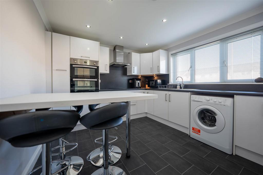 Colonsay Street, Perth 3 bed house - £164,950
