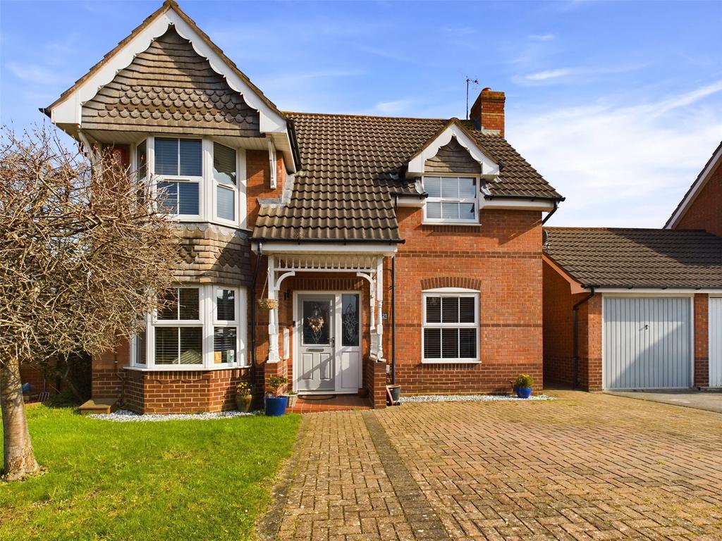 Bay Tree Road, Abbeymead, Gloucester, Gloucestershire, GL4 4 bed ...
