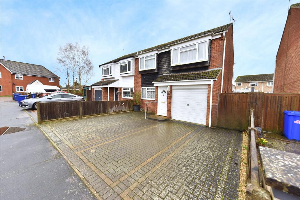 Laburnum Close, Red Lodge, Bury St.... 3 bed semi-detached house - £230,000