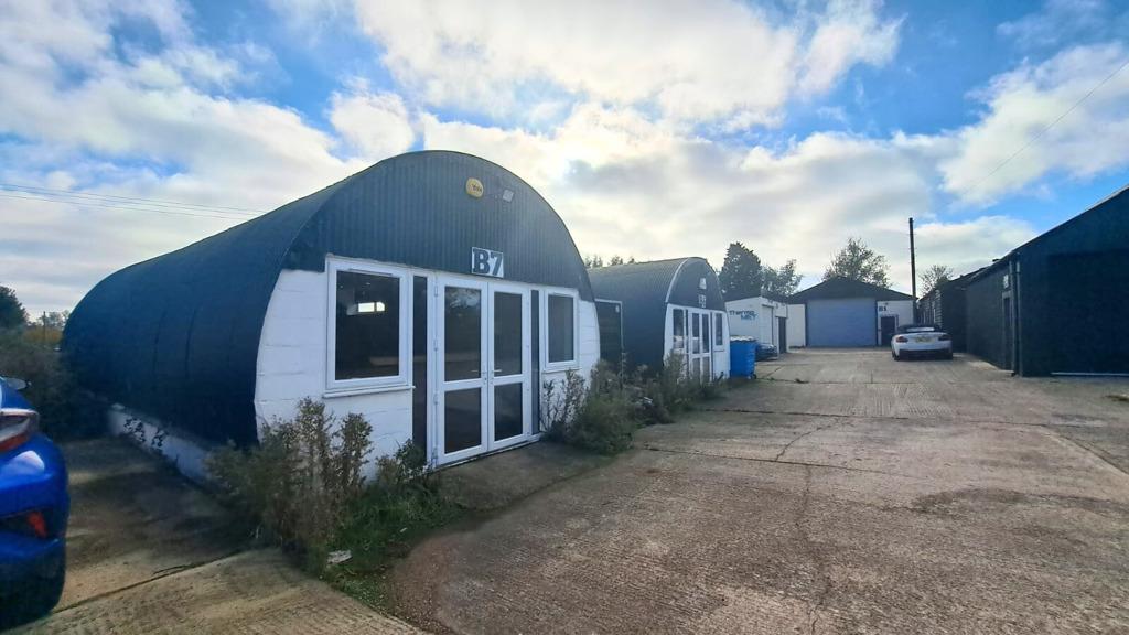 Ermine Way, Arrington SG8 Industrial unit - £417 pcm (£96 pw)