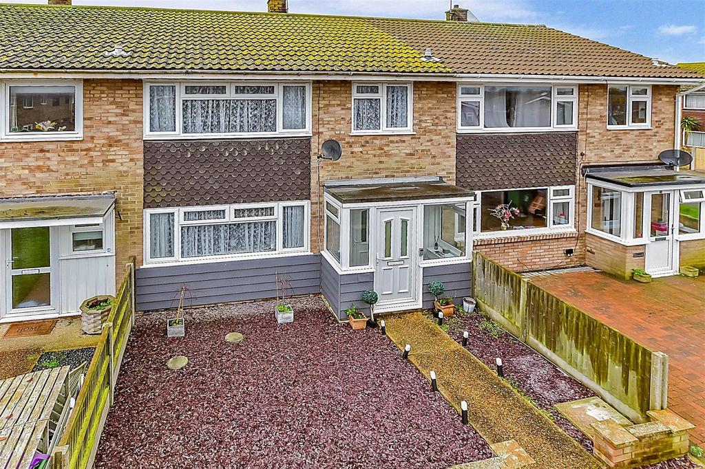 Meadsway, St Mary's Bay, Romney... 3 bed terraced house - £260,000