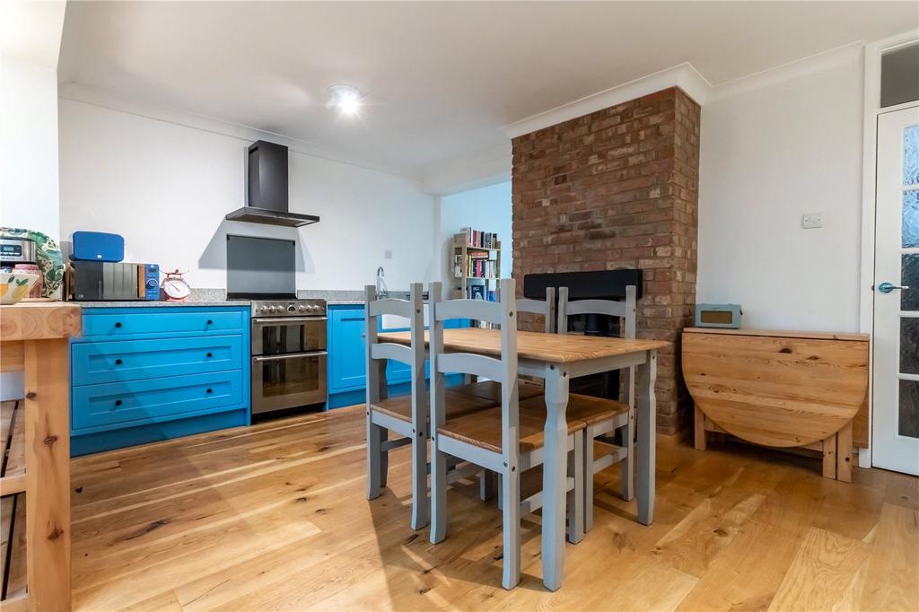 Clearwater Way, Lakeside, Cardiff, CF23 3 bed terraced house for sale ...