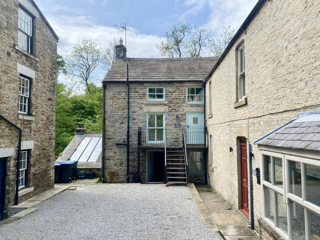 Market Place, Middleton-In-Teesdale DL12 3 bed apartment for sale - £ ...