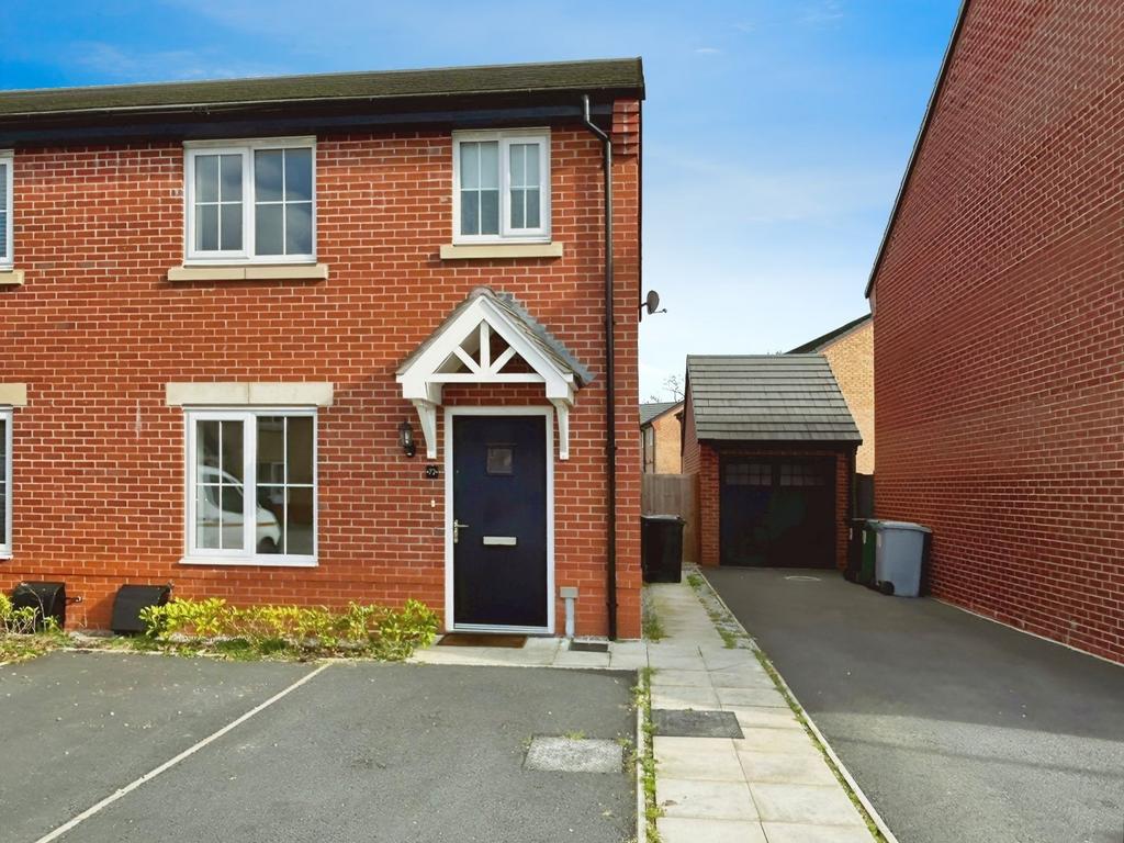 Samuel Armstrong Way, Crewe... 3 bed semi-detached house - £1,000 pcm ...
