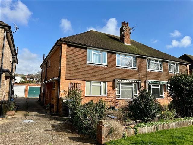 234 Findon Road, Findon Valley... 2 bed maisonette - £279,950