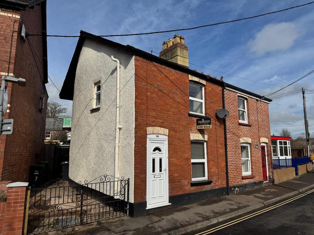 Chapel Street, Tiverton, Devon 2 bed terraced house - £180,000