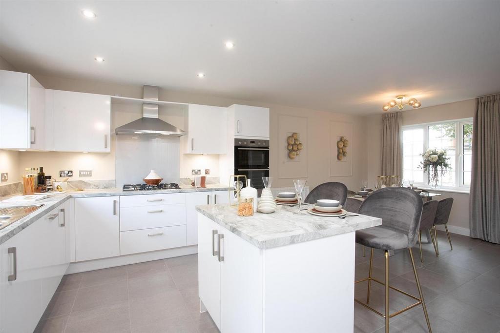 Hayfield Road, High Peak SK22 4 bed house - £439,950