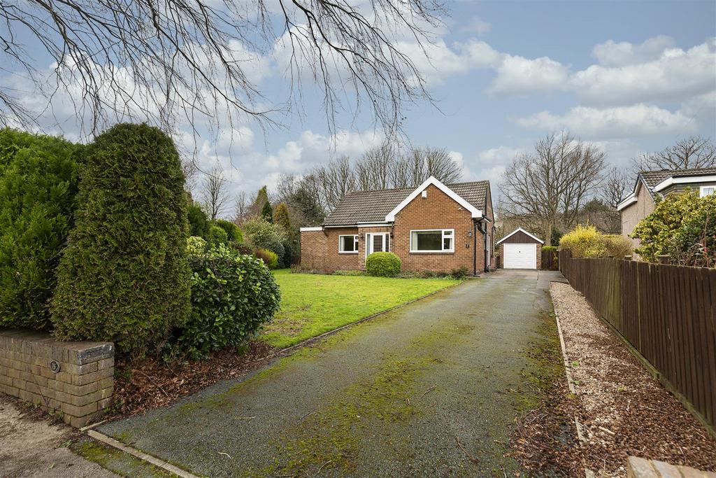 Fixby Park Drive, Fixby 3 bed detached bungalow - £395,000