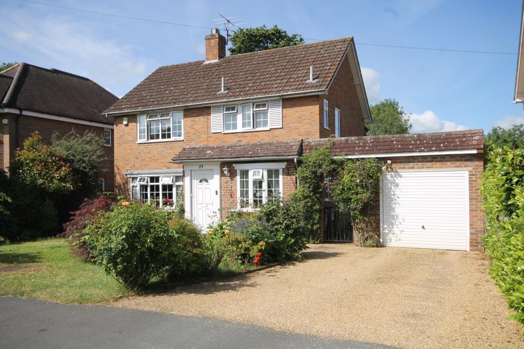 GREENACRES, BOOKHAM, KT23 4 bed detached house - £825,000