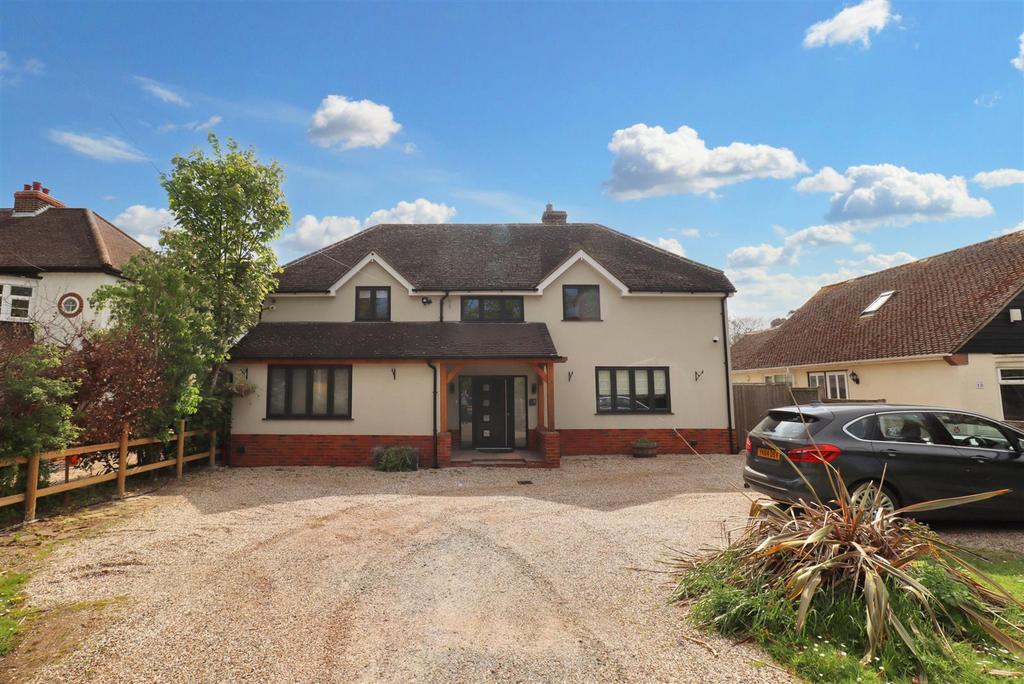 High Garrett, Braintree 5 bed detached house to rent - £3,750 pcm (£865 pw)