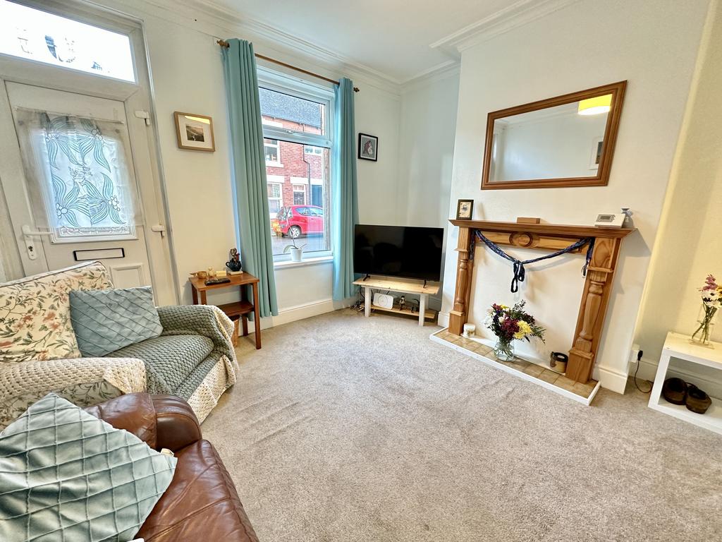 101 Rydal Road Abbeydale Sheffield S8... 2 bed terraced house - £185,000