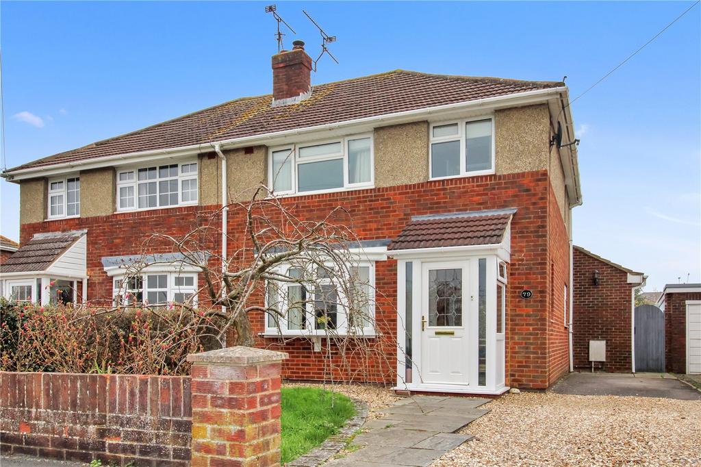 Eastern Avenue, Old Walcot, Swindon, SN3 3 bed semi-detached house - £ ...