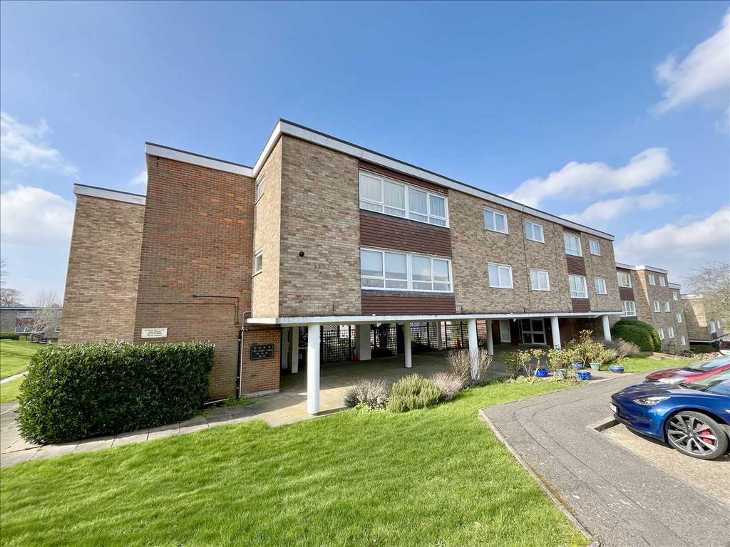 The Four Tubs, Bushey Heath, WD23. 1 bed flat - £309,950