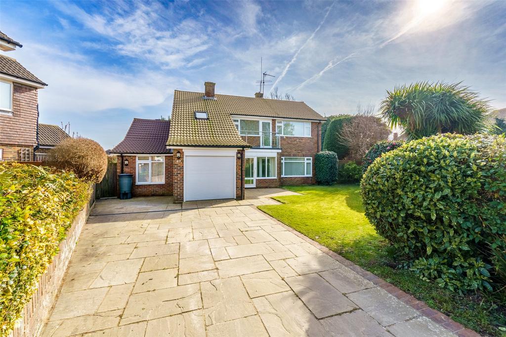 Falmer Avenue, Goring Hall, Goring By Sea, West Sussex, BN12 3 bed ...