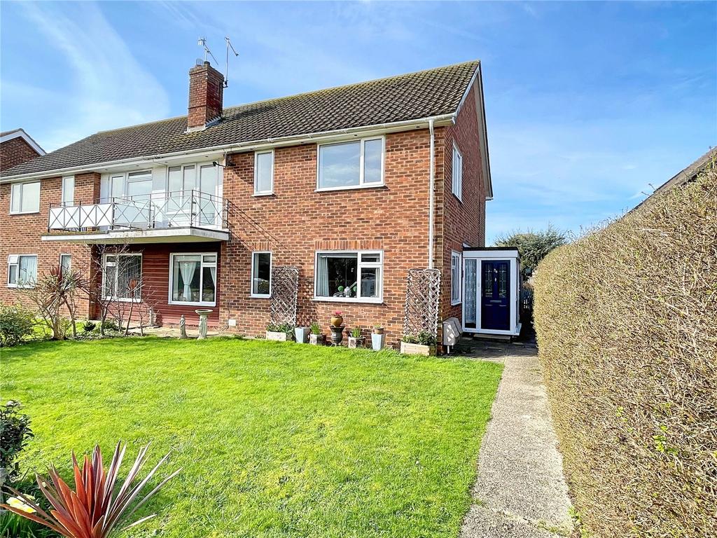 Cove Road, Rustington, Littlehampton... 2 bed flat - £290,000
