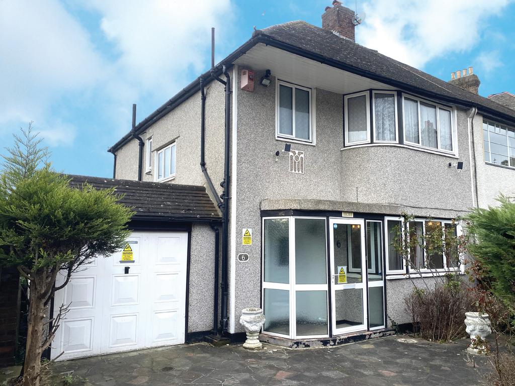 6 Princes Rise Lewisham 3 Bed Semi Detached House £750 000
