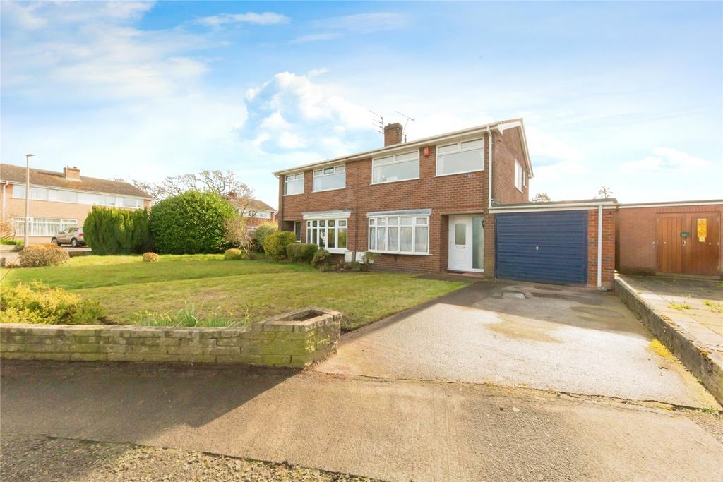 Primrose Avenue, Haslington, Crewe... 3 bed semi-detached house - £230,000