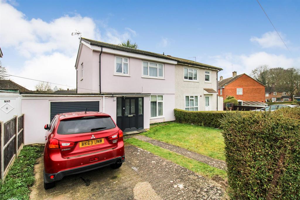 Occupation Road, Corby NN17 3 bed house - £240,000