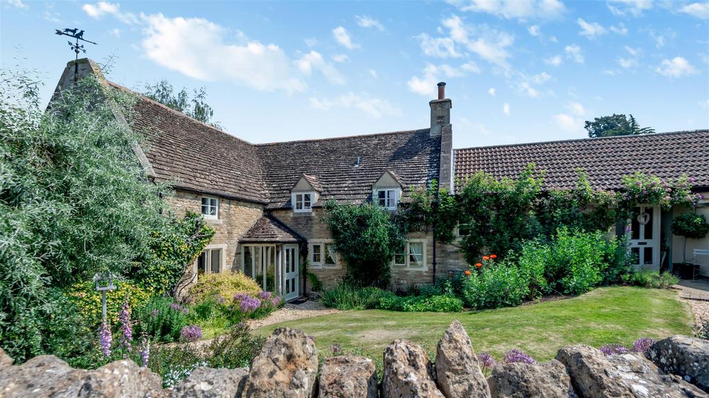 Top Street, Wing, Rutland 5 bed character property - £1,000,000