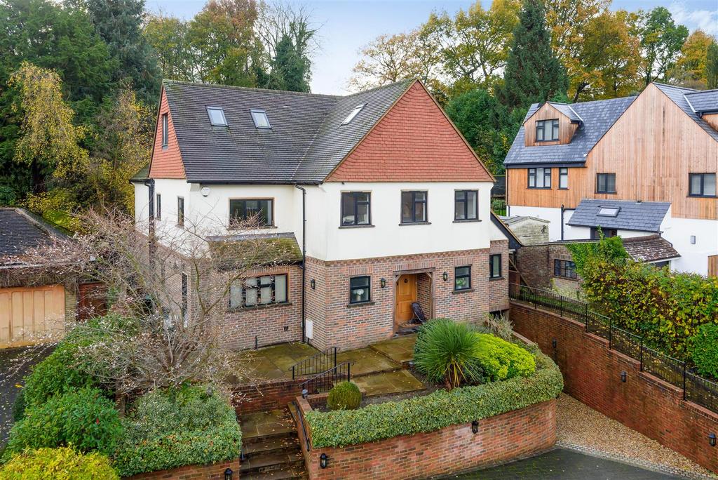 Forest Drive, Kingswood 7 bed detached house - £1,350,000