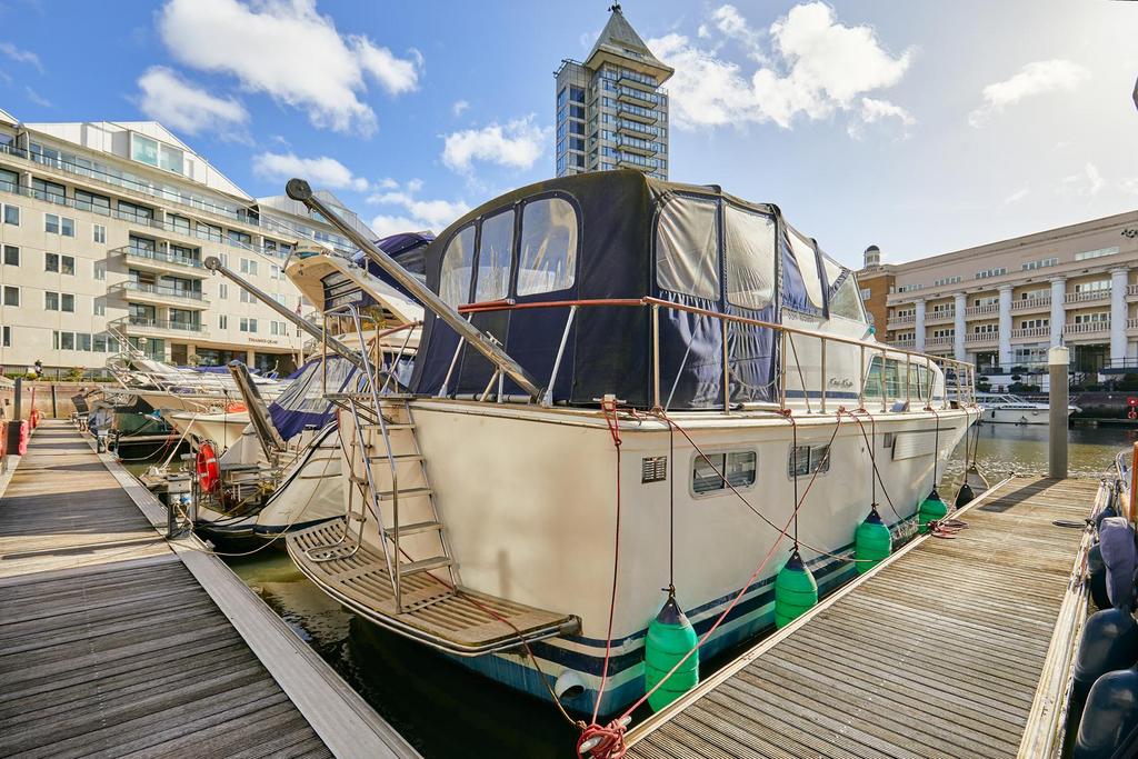 Chelsea Harbour, Chelsea, SW10 2 bed houseboat for sale - £100,000