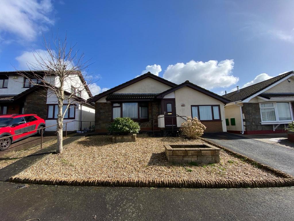 Greenwood Drive, Cimla, Neath, Neath... 2 bed bungalow - £230,000